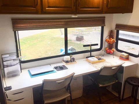 14 Creative RV Office and Workspace Ideas | Fulltime Families